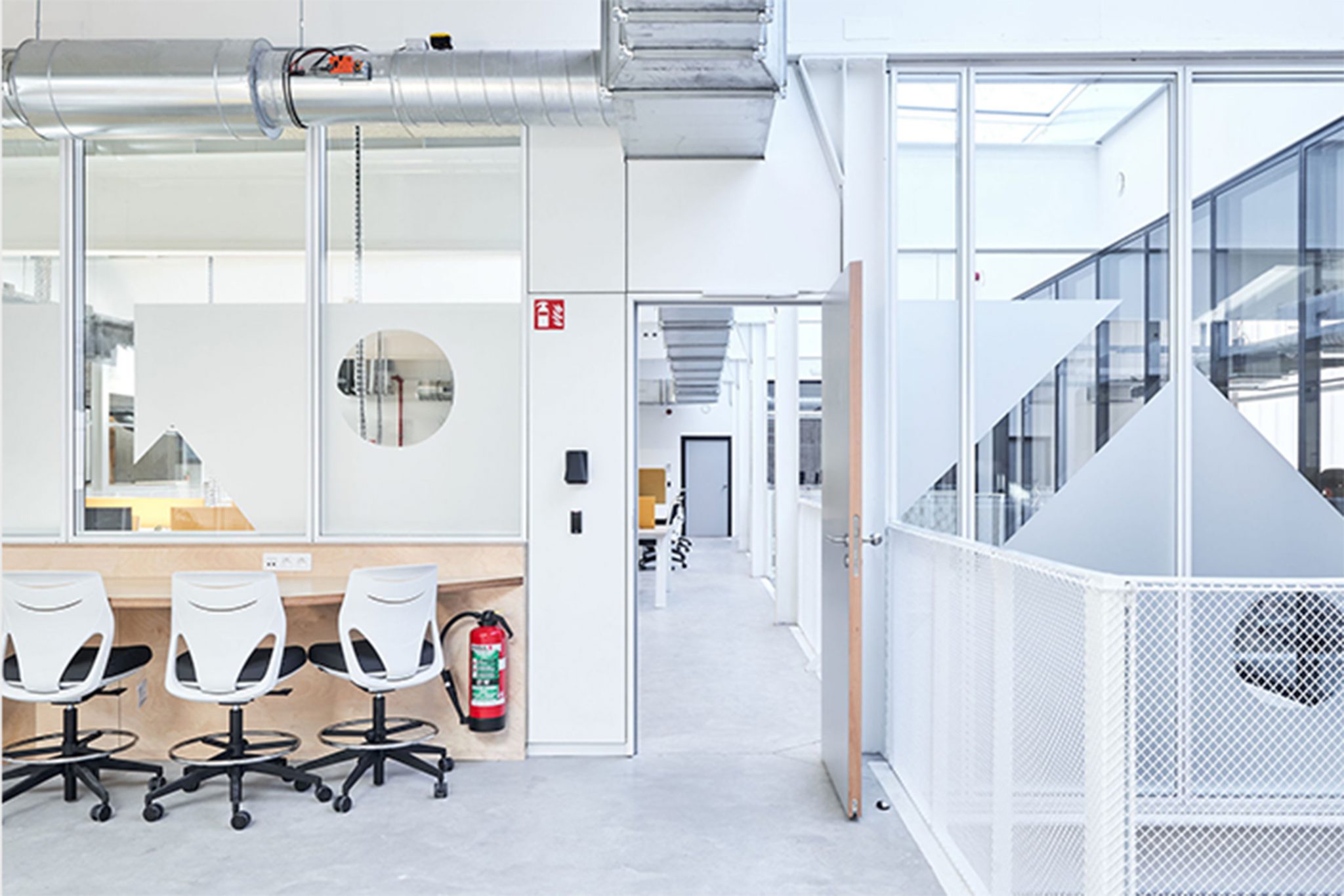 TRAKK, THE ENERGETIC CREATIVE HUB - The interior design of a coworking ...